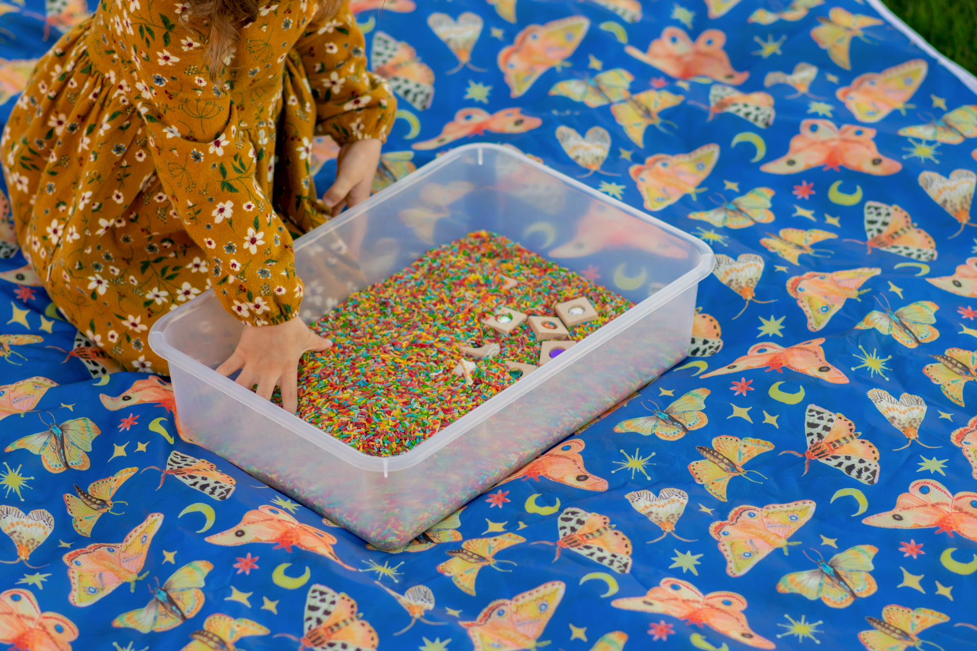 SURFACE DESIGNER SPOTLIGHT: Hannah Katarski - Sketch Design Repeat